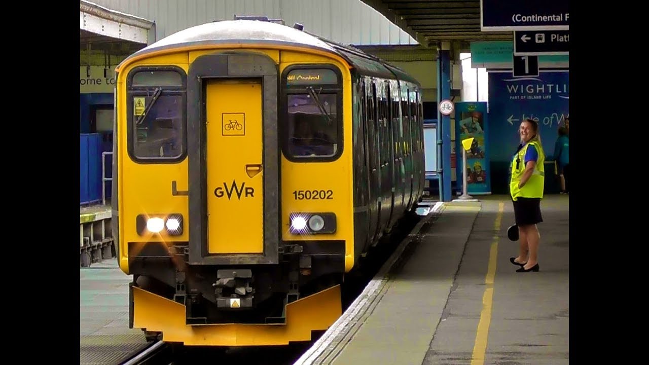 GWR 150202 Departs Portsmouth Harbour For Cardiff Central - YouTube