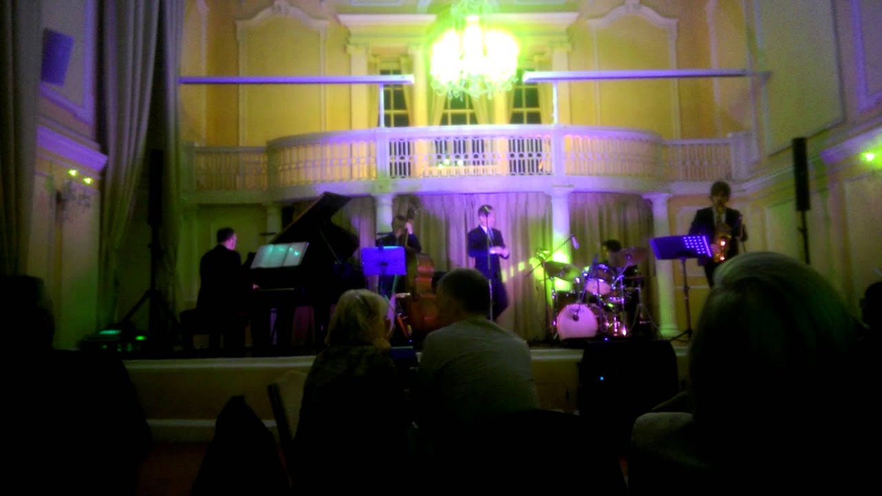 Gary Winter sings at Assembly Rooms - YouTube