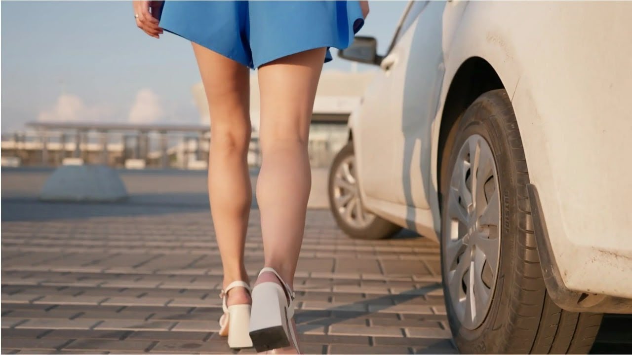 Beautiful and Confident Women Showing Legs - YouTube