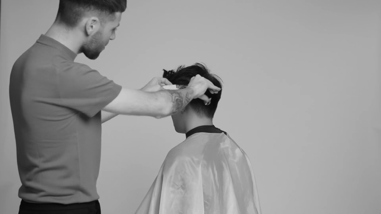 MESSY TEXTURED QUIFF X TAPER - 5 MIN TUTORIAL - YouTube