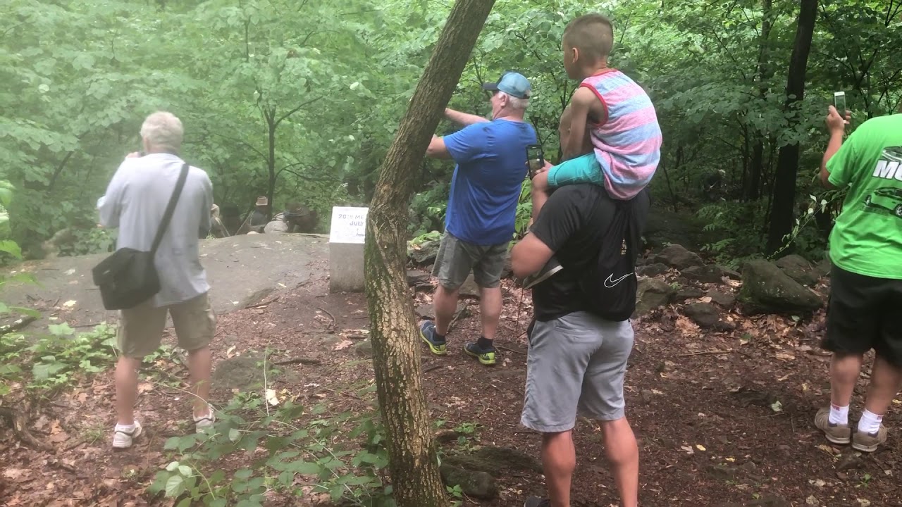 The 15th Alabama's Attack on Little Round Top at Gettysburg National ...