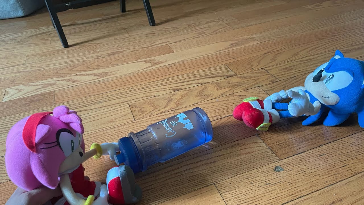Sonic plays spin the bottle/super sonic world🦔💙 - YouTube
