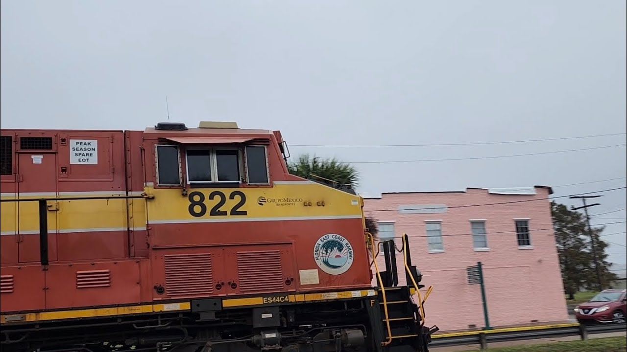 #822 leading train 105 - YouTube