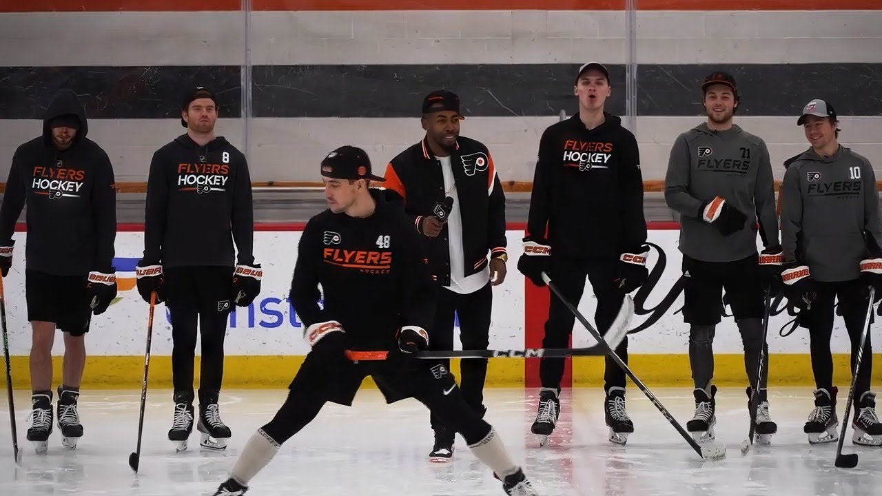 Flyers Face-Off Presented by Xfinity: Circle Sniper - YouTube