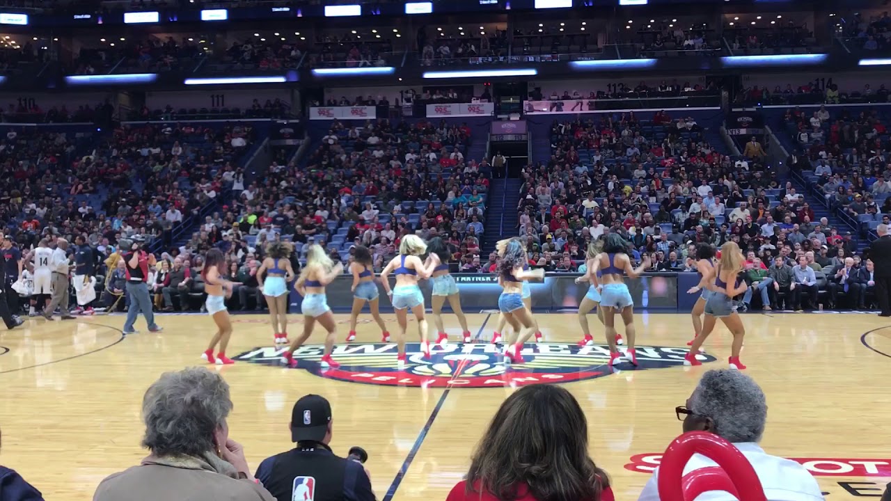 "daisy dukes" pelicans dance team - YouTube