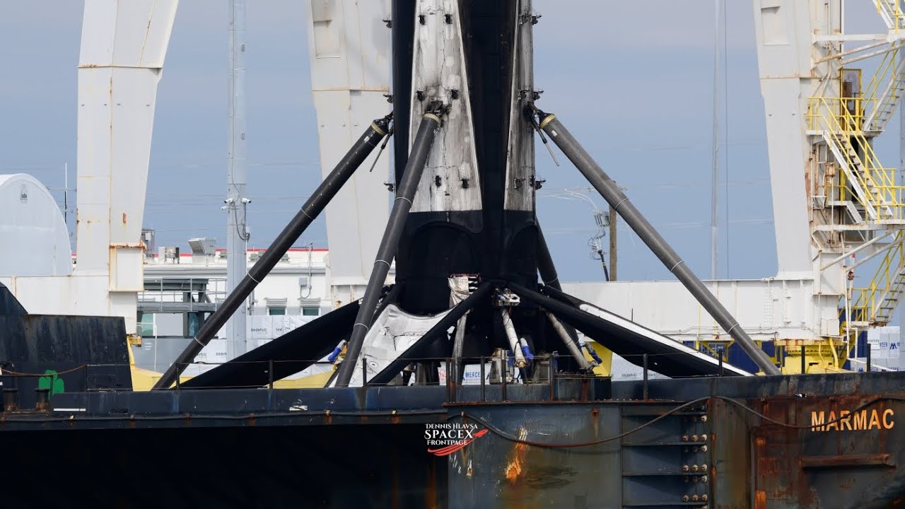 SpaceX Booster B1067's returned back to Port Canaveral. It's very sooty ...