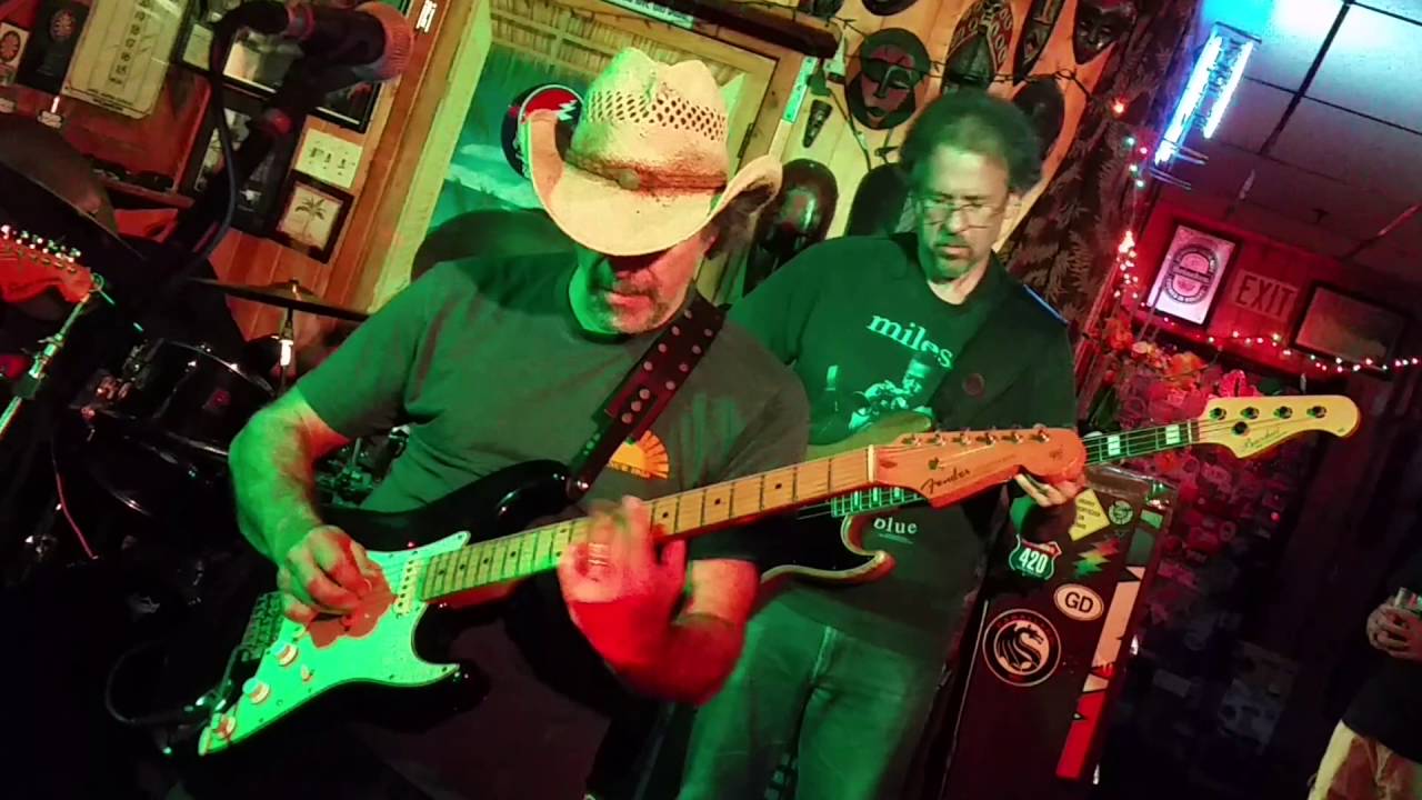 Andy Aledort and the Groove Kings at Beaus - YouTube