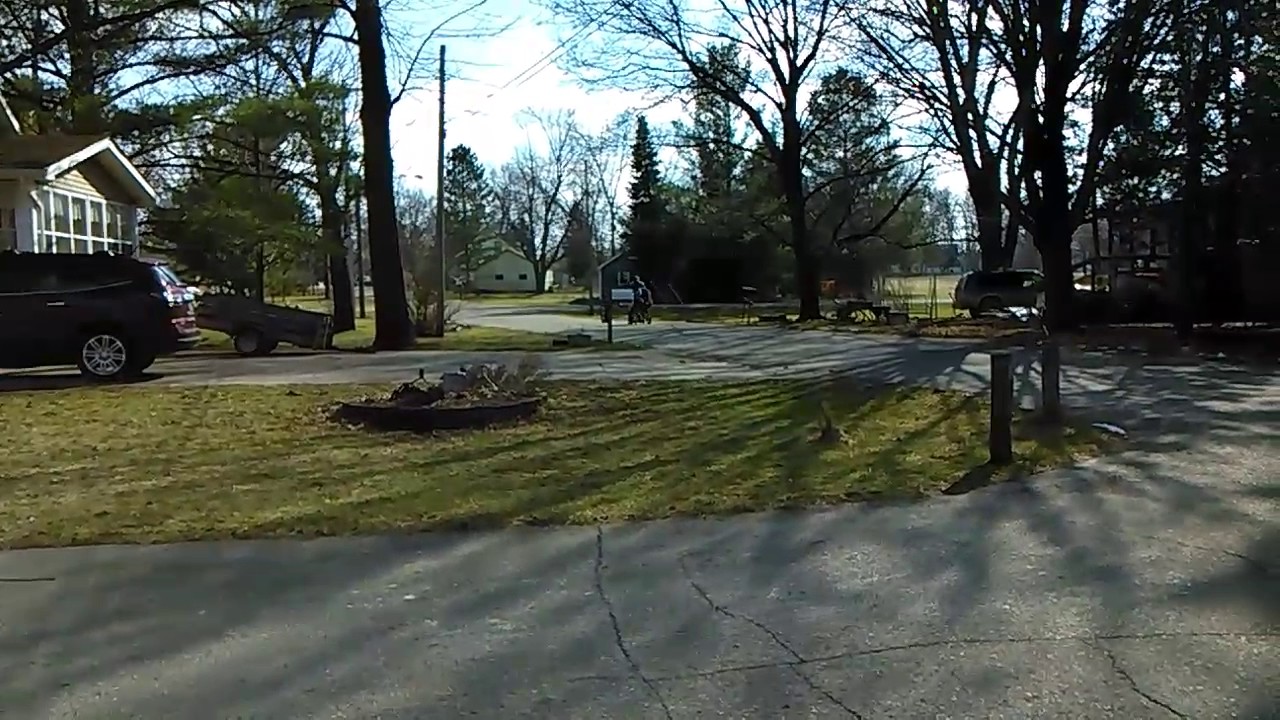 Redneck electric wheelchair dumpster diving - YouTube