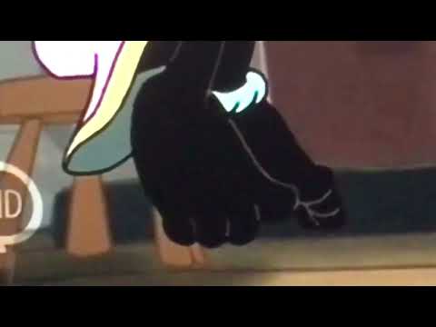 Minnie’s pretty ticklish Feet