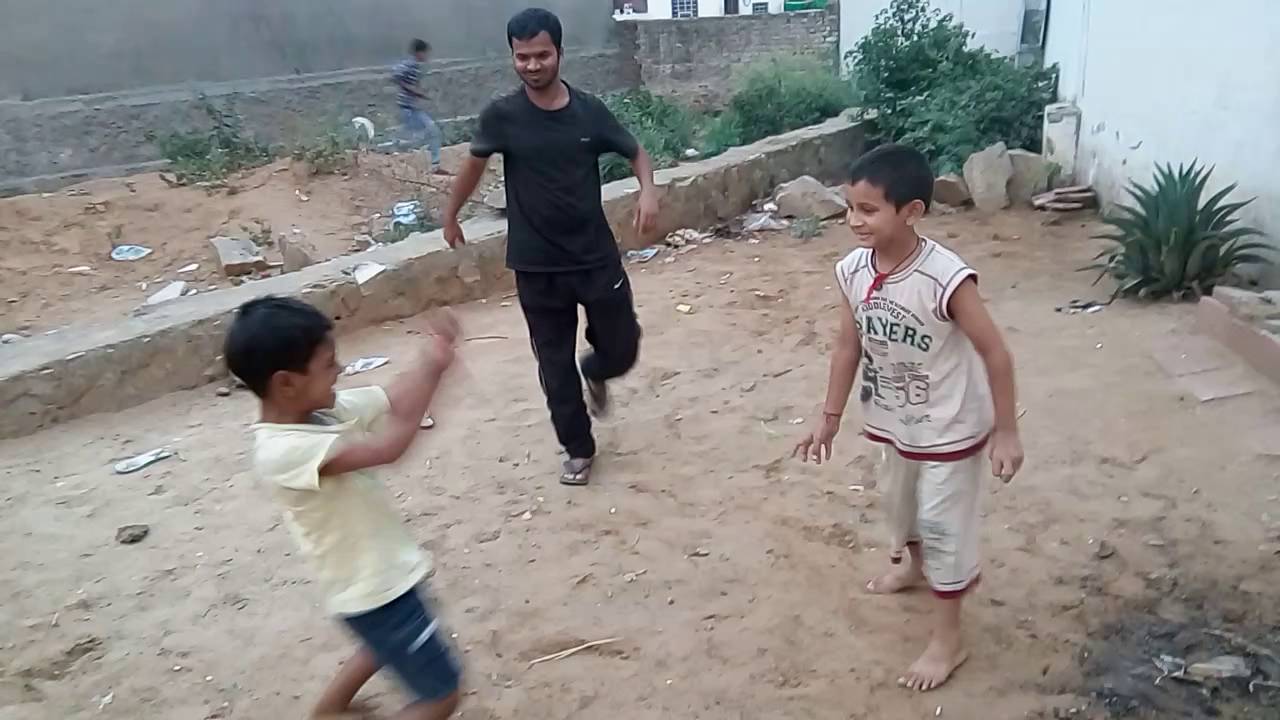 Funny kids fight - YouTube