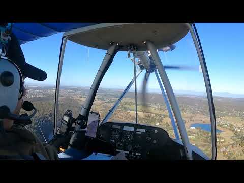 Thruster Ultralight pilot that can talk flys to Tunbridge in Tasmania ...