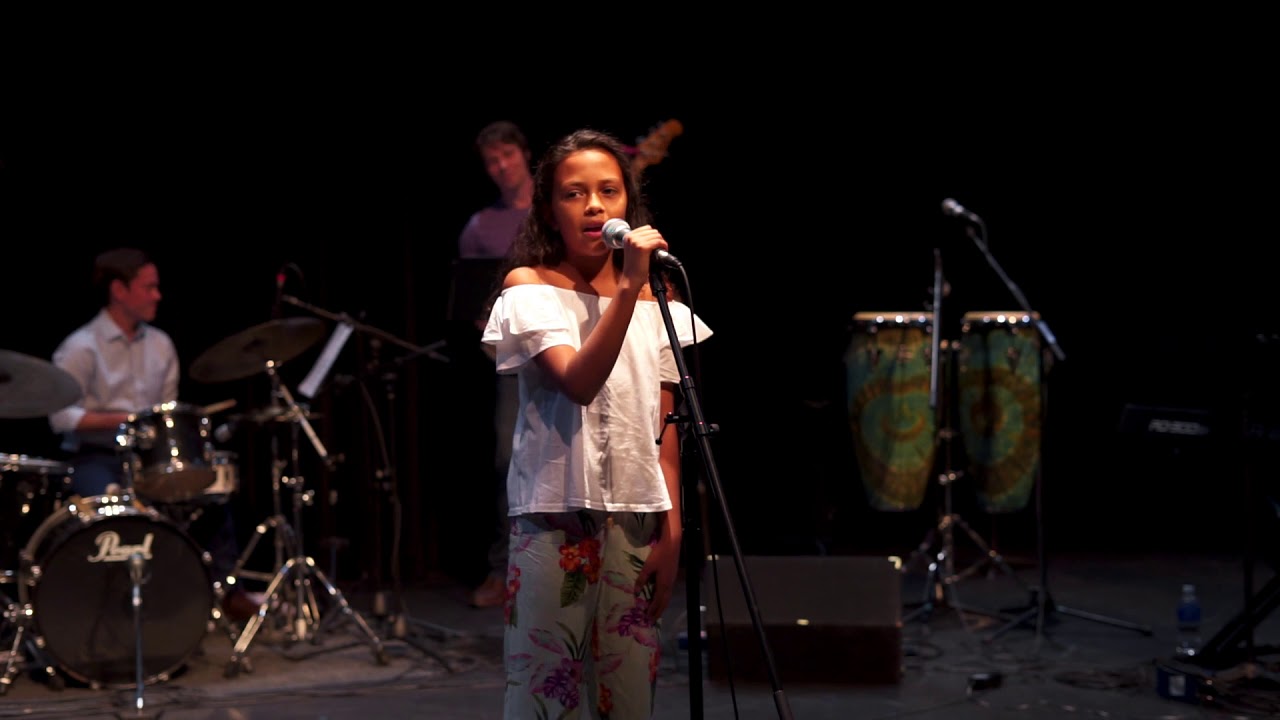 Sierra Edstrand sings "I Can See Clearly Now" by Johnny Nash - YouTube