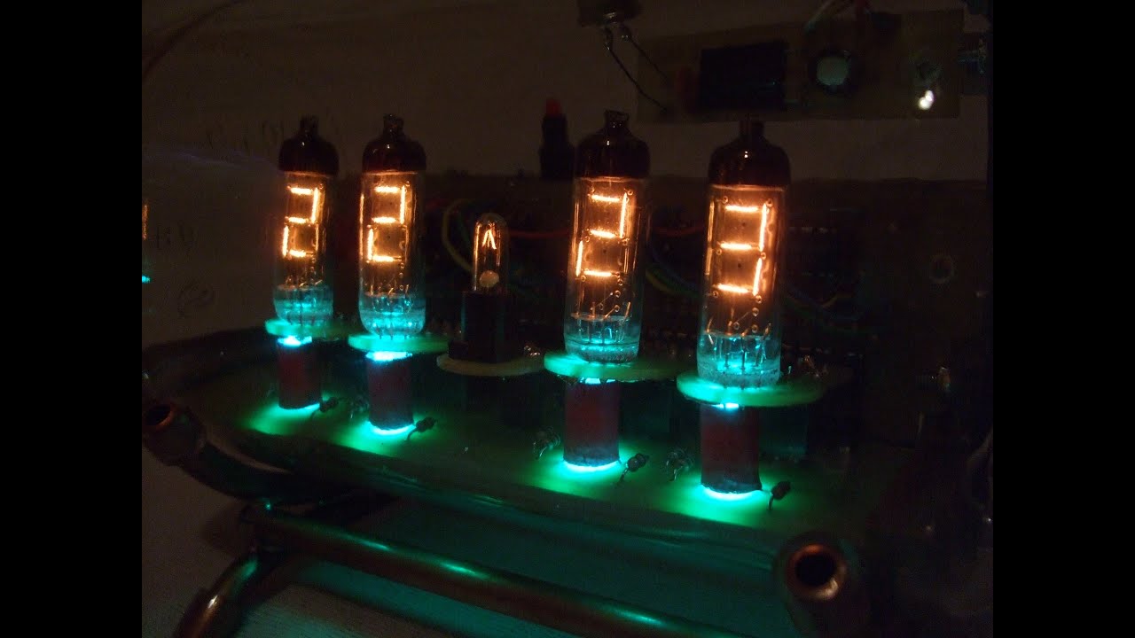 Elektro percek - Parallax Propeller + Numitron Display Clock - YouTube