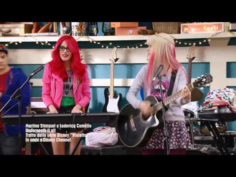 Violetta Underneath it all ( Fausta und Roxy)