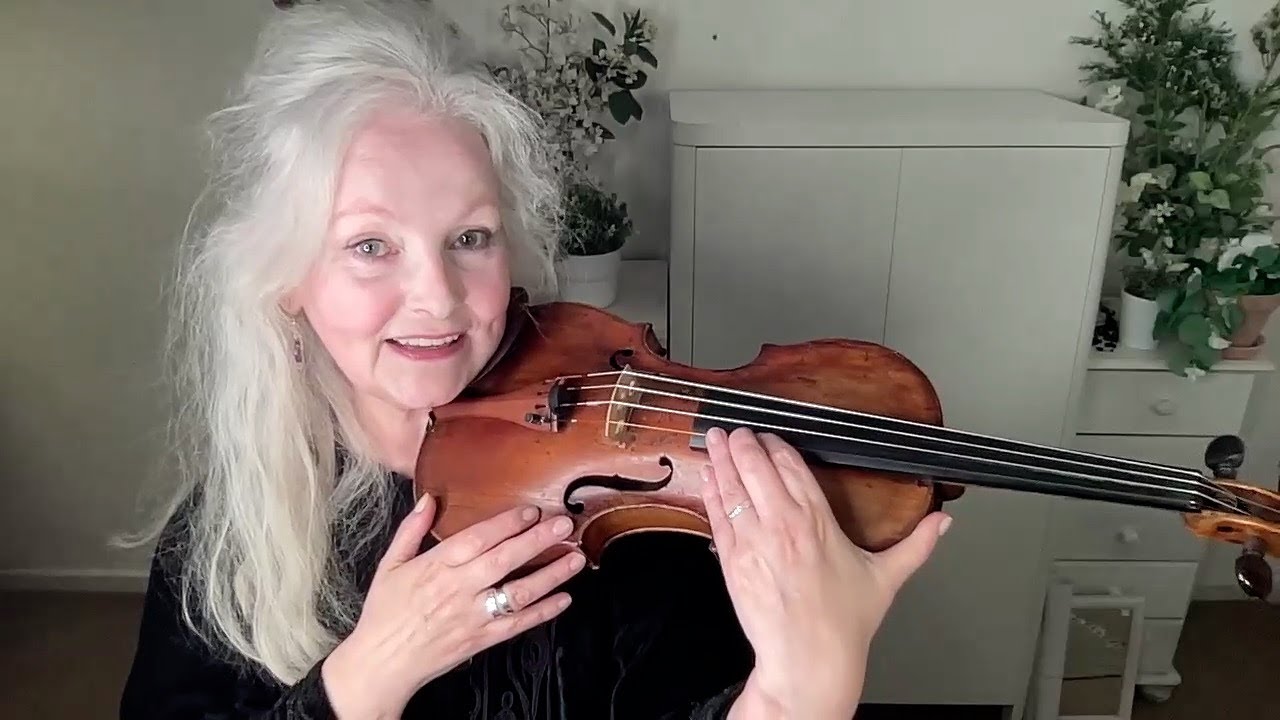 Playing In Very High Violin Positions With A Short Fourth Finger - YouTube