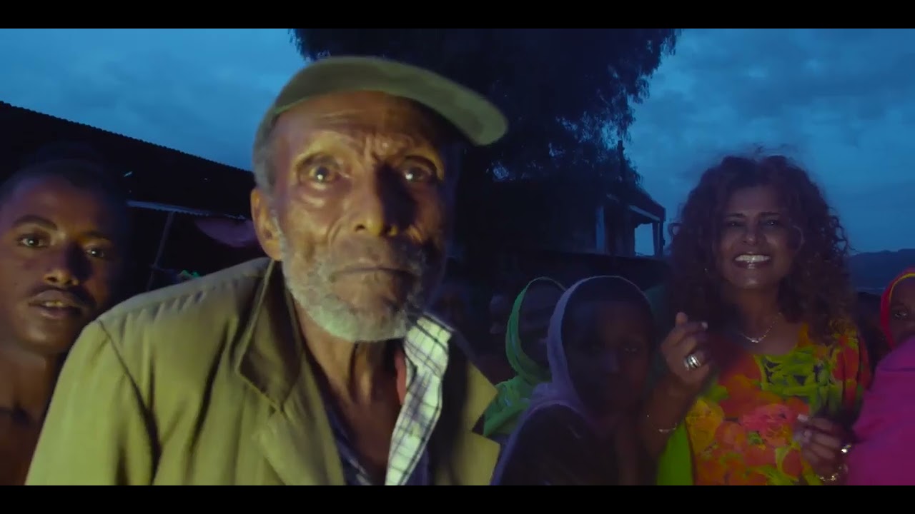 Hamelmal Abate Harar Official Video - YouTube