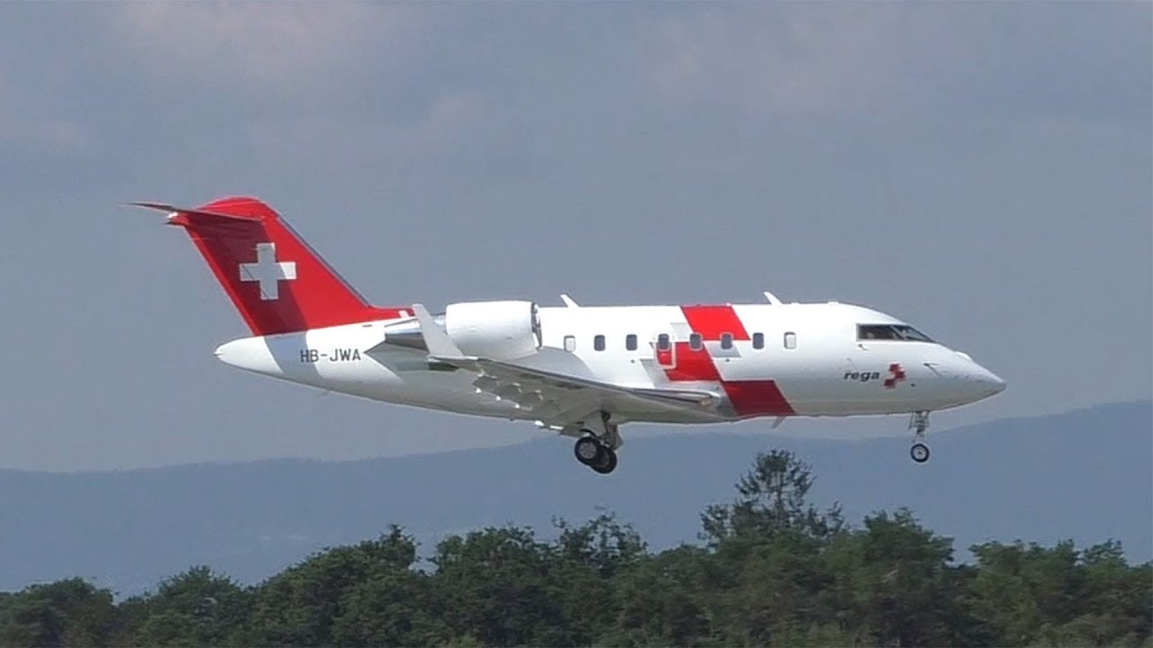 REGA Challenger 650 landing and takeoff at Graz Airport | HB-JWA - YouTube