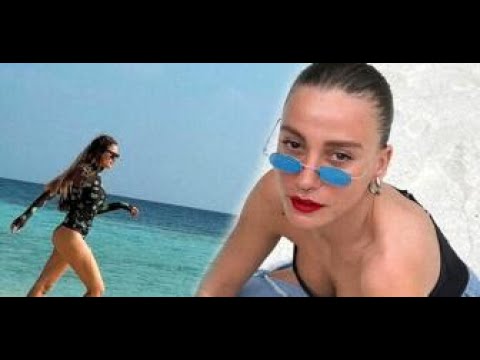 Serenay Sarıkaya, kırmızı mayolu pozlarını paylaştı, en ilginç yorum Demet Akalın'dan geldi