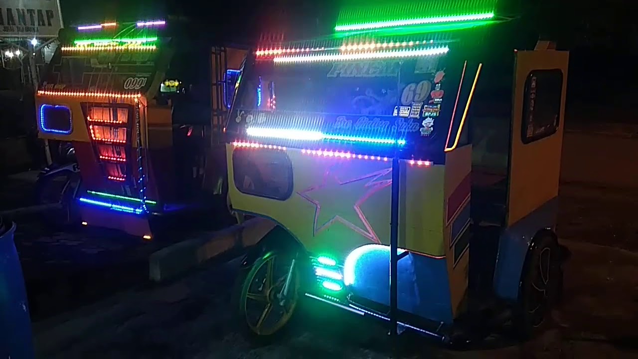Becak motor... bersama di pangkalan bersaing di jalanan.... - YouTube