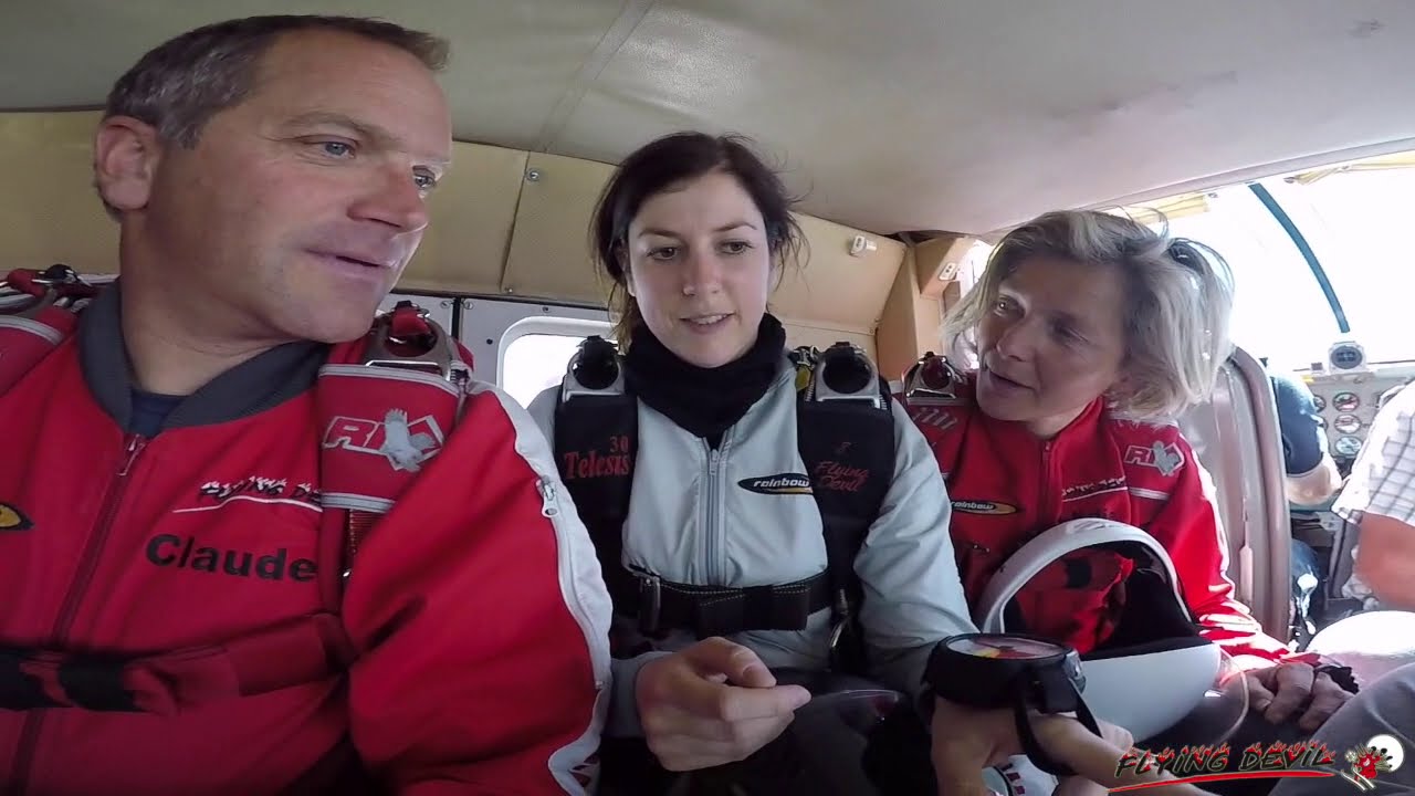 AFF Flying Devil - YouTube