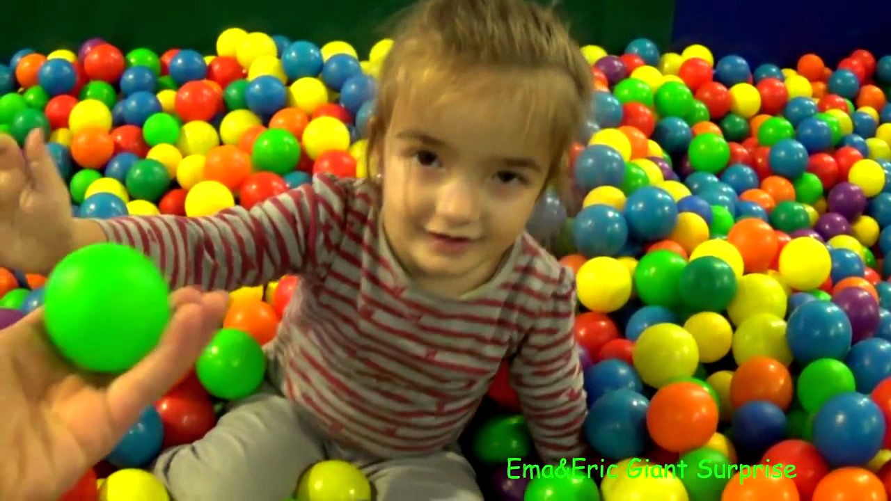 The Indoor Playground with Blippi | Learn Colors and more! - YouTube