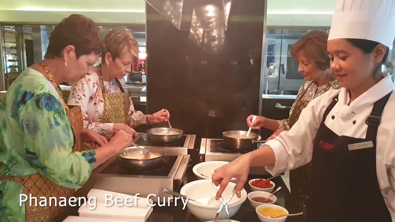 Cooking class in town! - YouTube