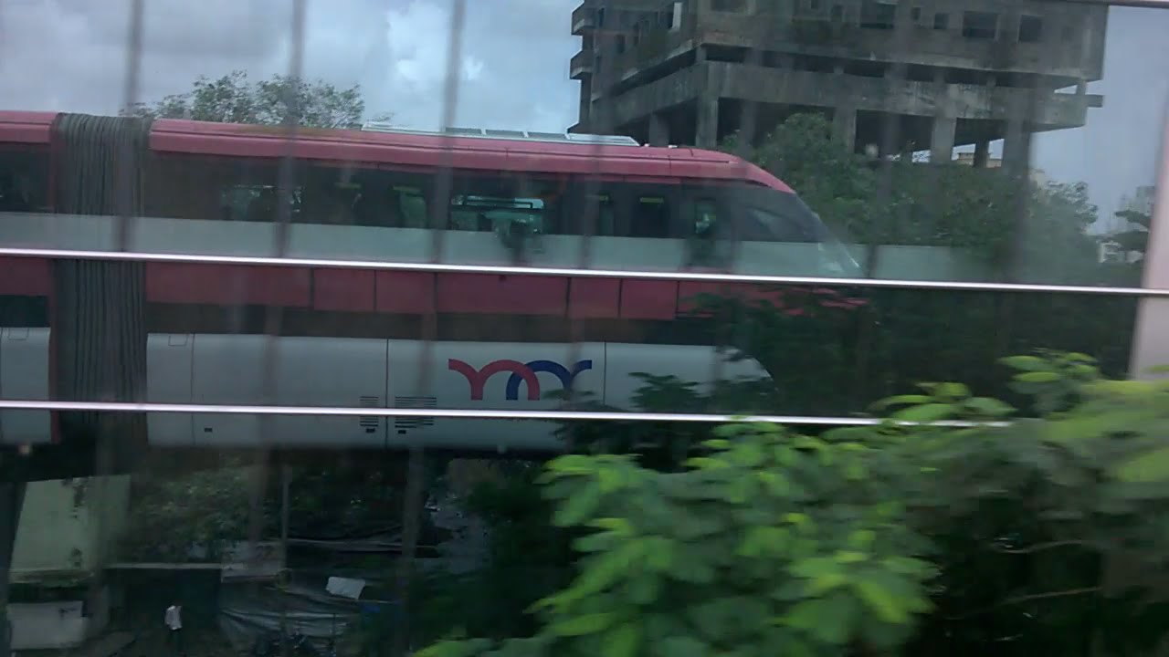 Mumbai MonoRail Chembur to VNP and RC Marg - YouTube