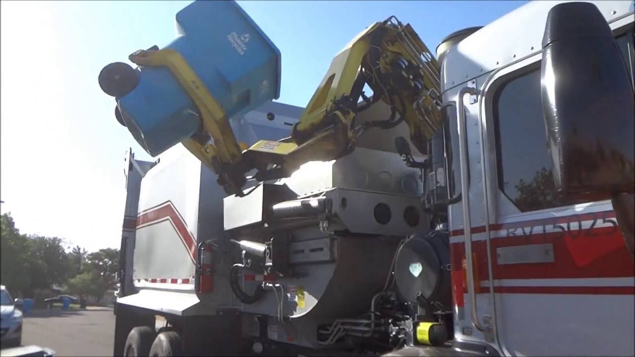 Phoenix Recycle Trucks - YouTube