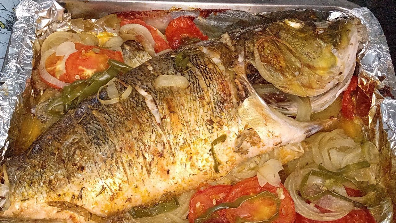 Peixe Tucunaré assado o melhor que você já viu no YouTube - YouTube