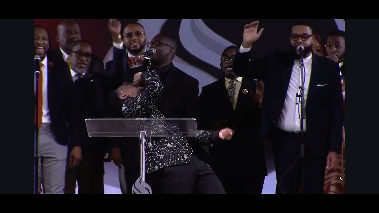 Quintavious Johnson singing at Cogic Aim 2025! with Dr Dorinda Clark ...