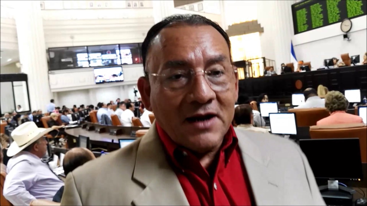 PLC se queja de Byron Jerez - YouTube