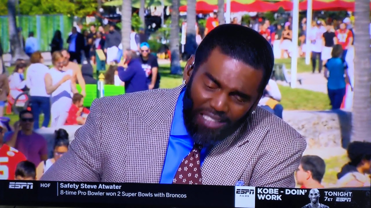 Randy Moss gets emotional and cry's while talking about Kobe Bryant on ...