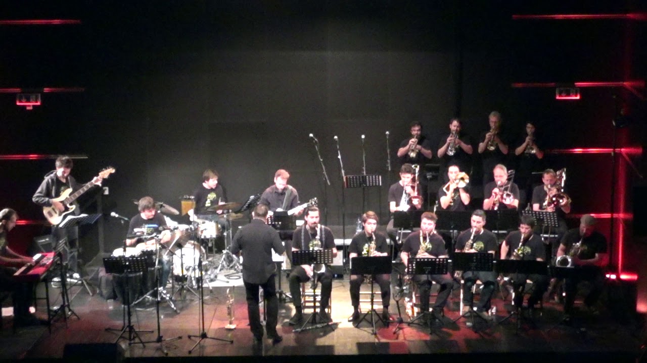 Basie straight ahead (Sammy Nestico) - Big Band de l'EJMA-Valais - YouTube