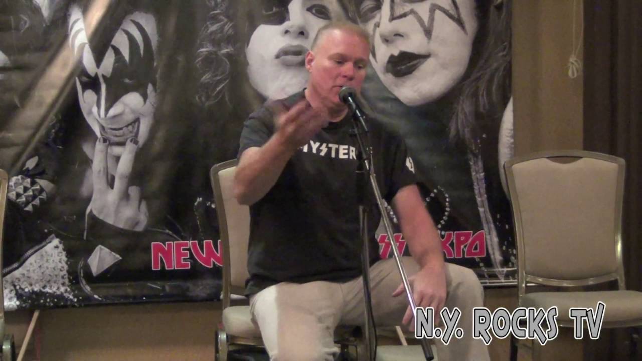 Tim Sullivan Q & A Interview @ The NY / NJ Kiss Expo 2016 - YouTube