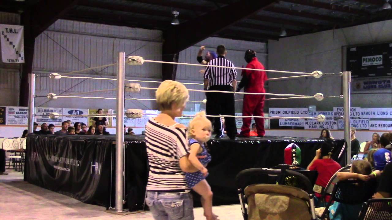 Merle Graves vs Nightmare Wawota, Sask. August 1, 2014 - YouTube
