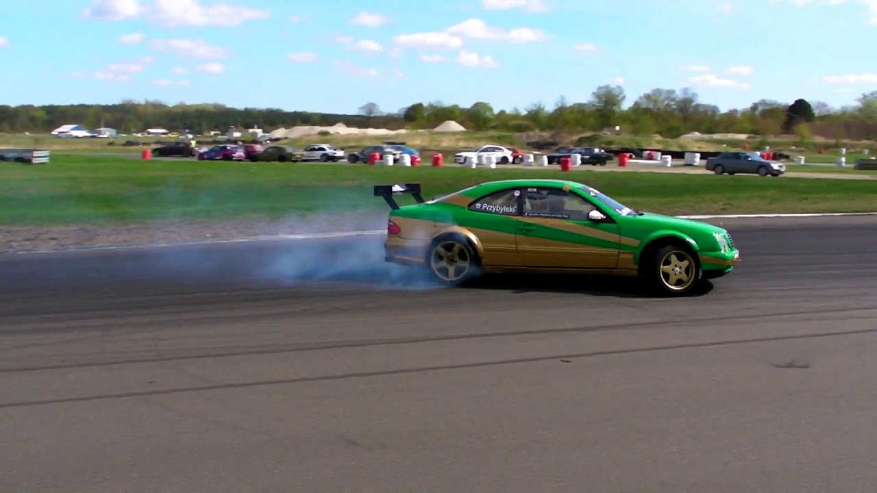 MERCEDES BENZ CLK 55 AMG DRIFT - YouTube