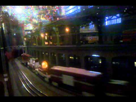 MTA Holiday Train Show at Grand Central - YouTube