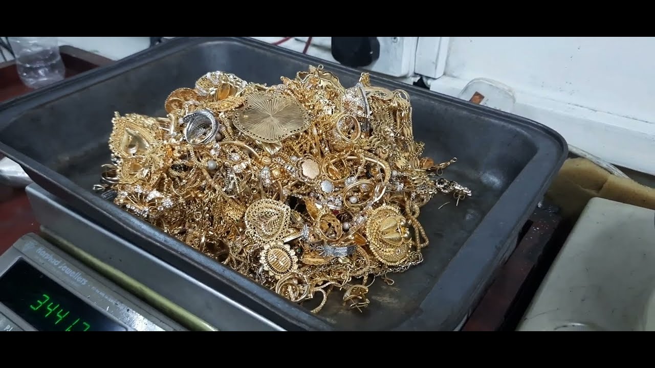gold melting | gold scrap melting | how gold is melt - YouTube