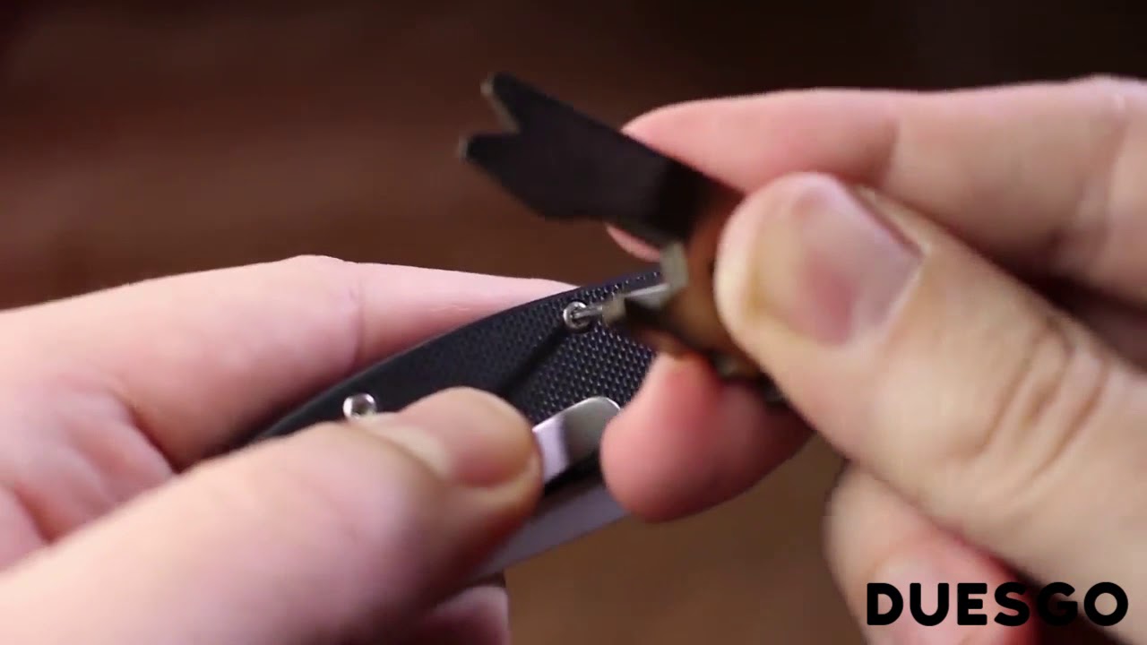 Skull EDC Survival Keychain Pocket Tool - YouTube