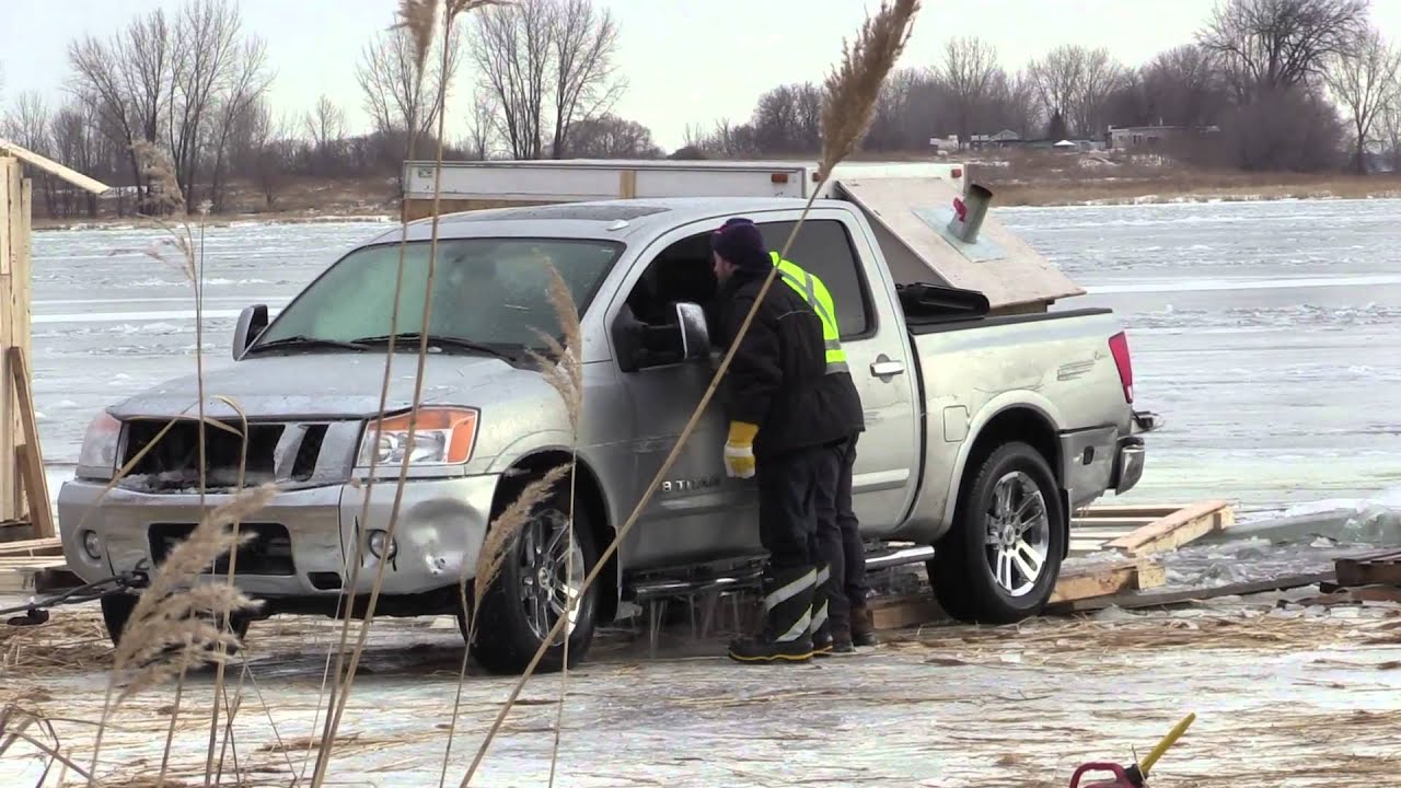 RAW: Cars fall through ice during ice fishing - YouTube