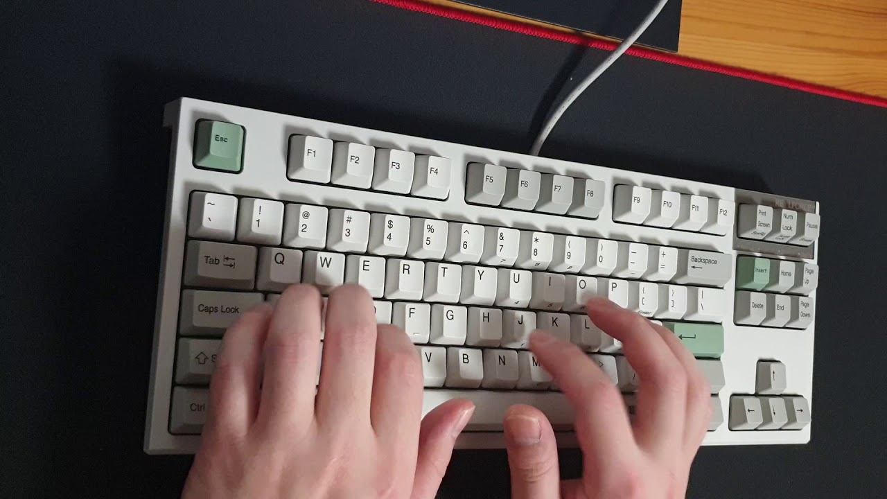 Realforce R2 55g (Lubed) - YouTube