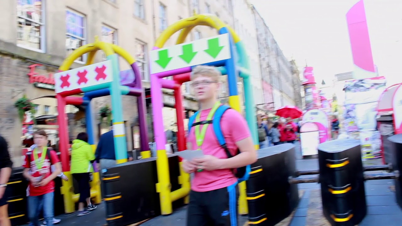 Scruffy Penguin at Edinburgh Fringe 2017 - YouTube