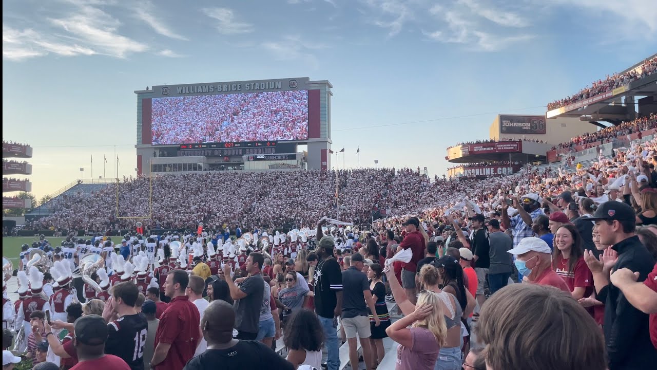 South Carolina vs EIU Sights & Sounds / Gamecock walk / Entrance ...
