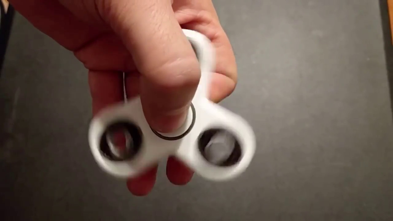 INFINITE SPINNING FIDGET SPINNER! 10,000$ - YouTube