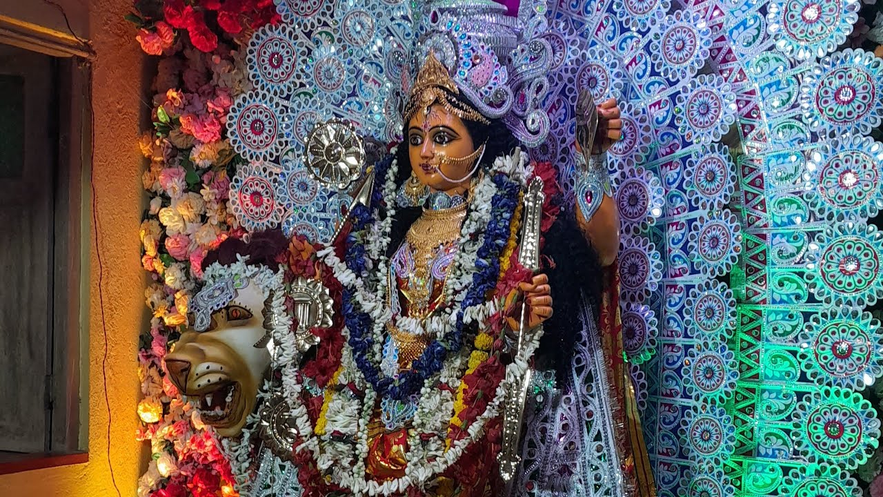 ২২-এ বণিক বাড়ীর গন্ধেশ্বরী পূজা## 22 years old gandheswari puja of ...