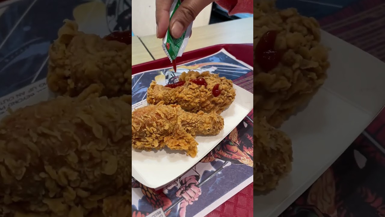 Tasty Hot & Crispy Chicken ️😋 #shorts KFC outlet at Sealdah #short ...