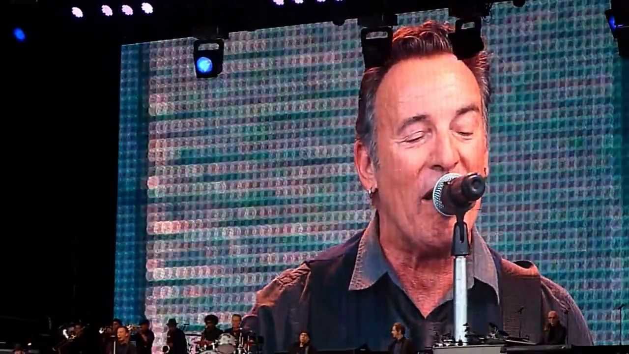 Bruce Springsteen - Downbound Train @ Nijmegen 22-06-2013 - YouTube