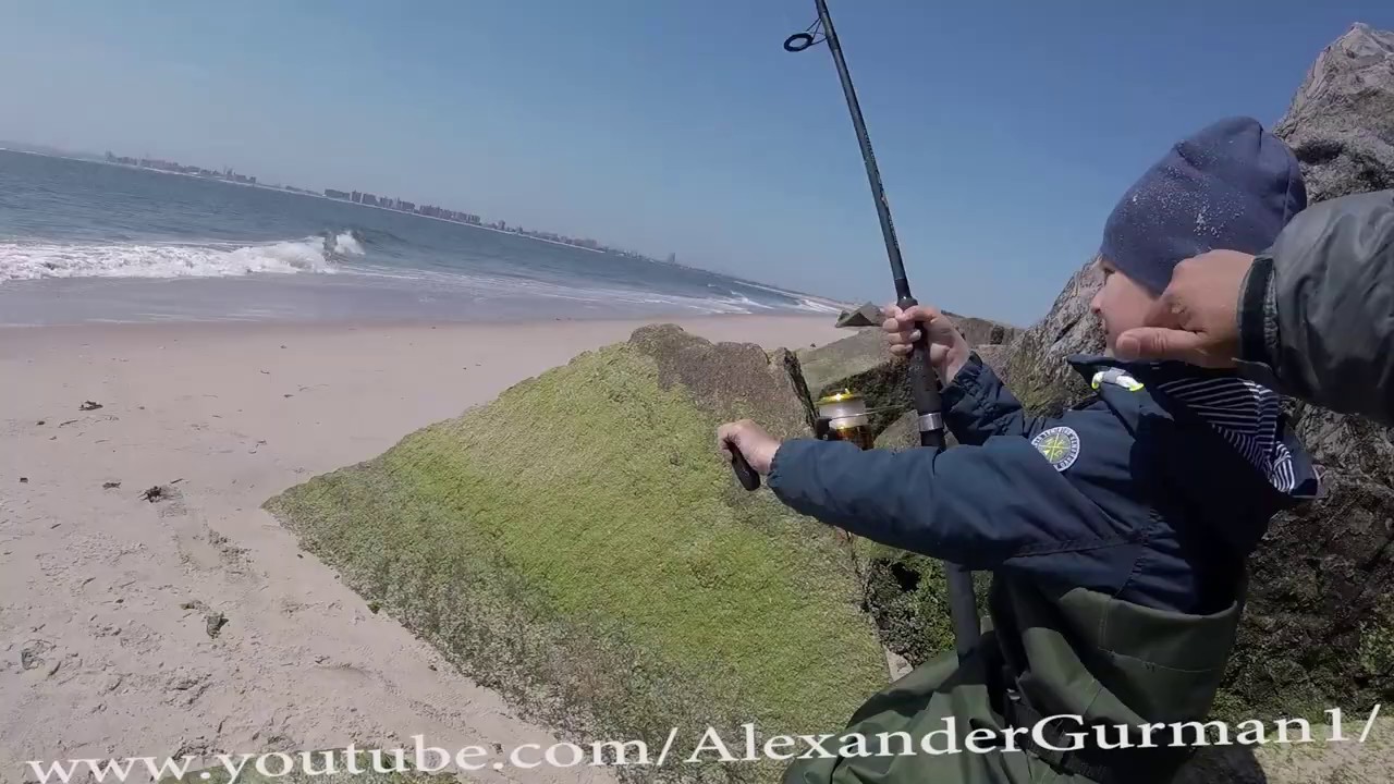 fishing for stripe bass by the light house and walk with garik - YouTube