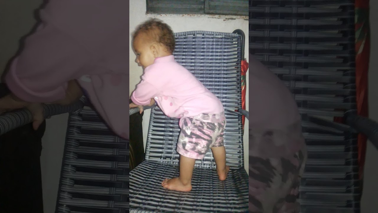 Bebê engraçado brincalhão e safado - YouTube