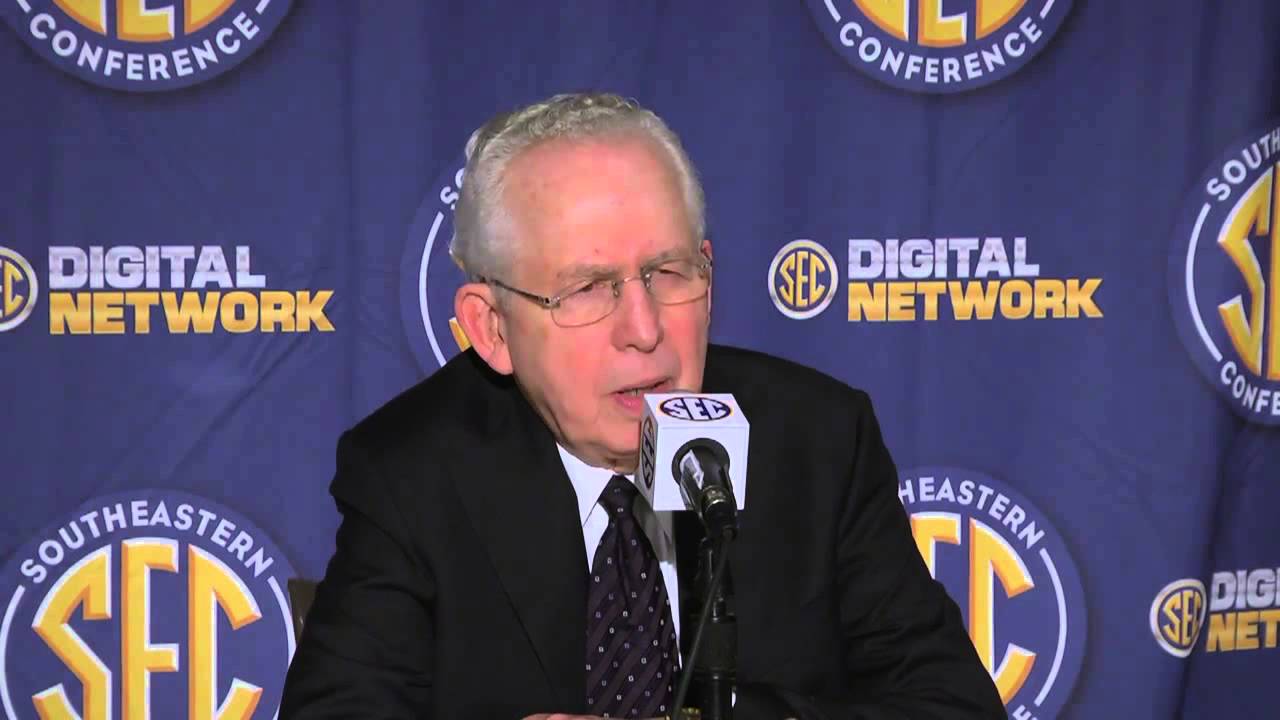 2013 SEC Football Media Days - Mike Slive -Commissioner - YouTube